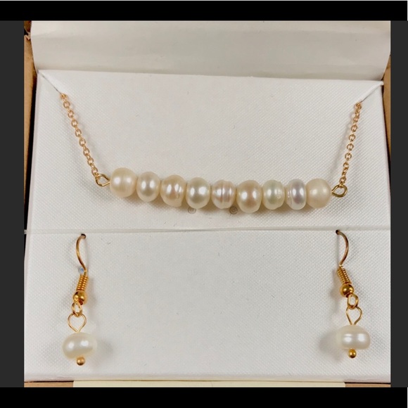 Laura Ford | Jewelry | Genuine Freshwater Pearls Necklace Earrings Set ...